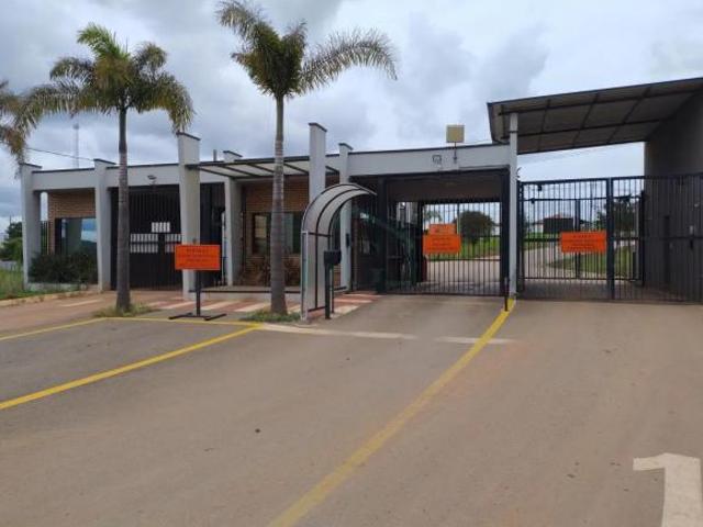 Excelente terreno á venda em condomínio fechado em Poços de Caldas MG