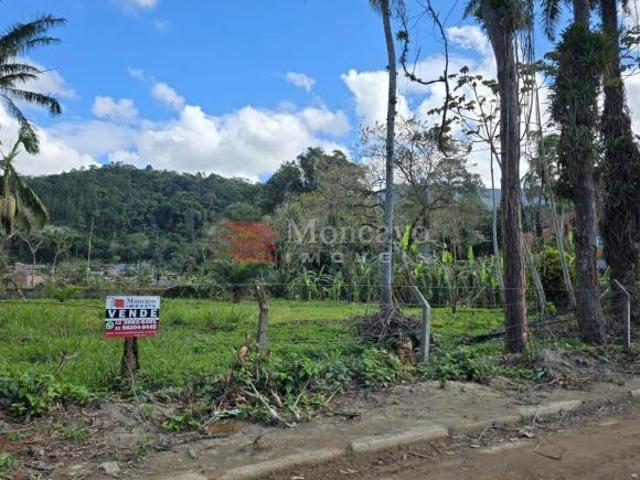Excelente terreno amplo com 5835m² no bairro Capricórnio