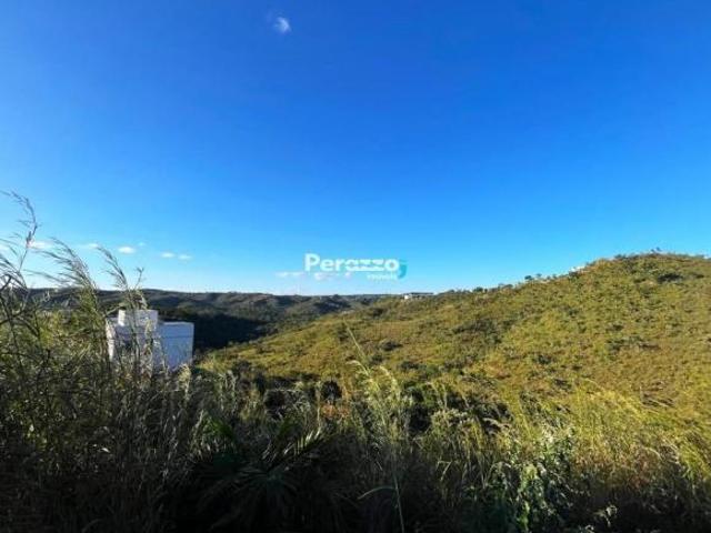 Excelente Terreno com 708,82m² localizado no Condomínio Morada de Deus por R$330.000,00