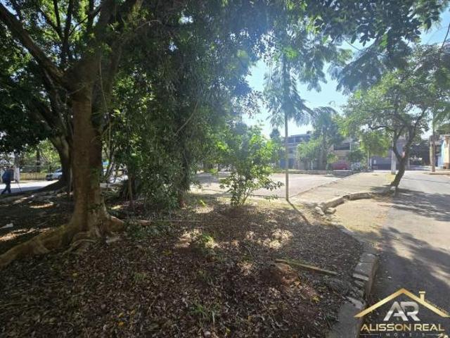 Excelente Terreno com 850m² na Avenida em Carapicuíba