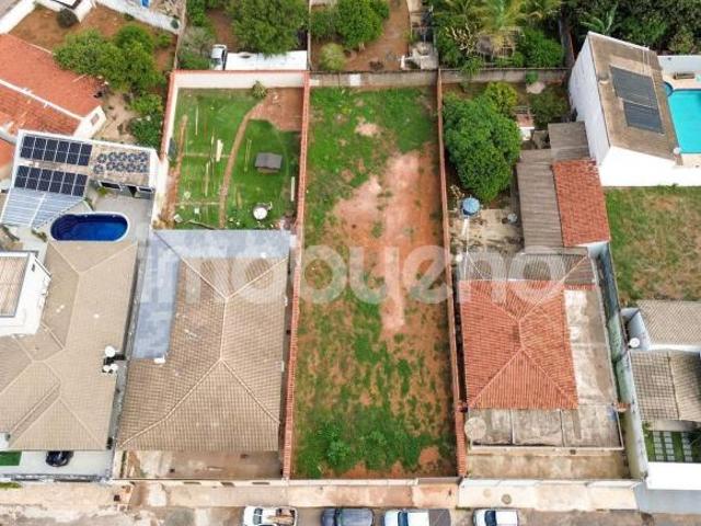 Excelente terreno com uma das melhores localização da cidade, próximo de tudo