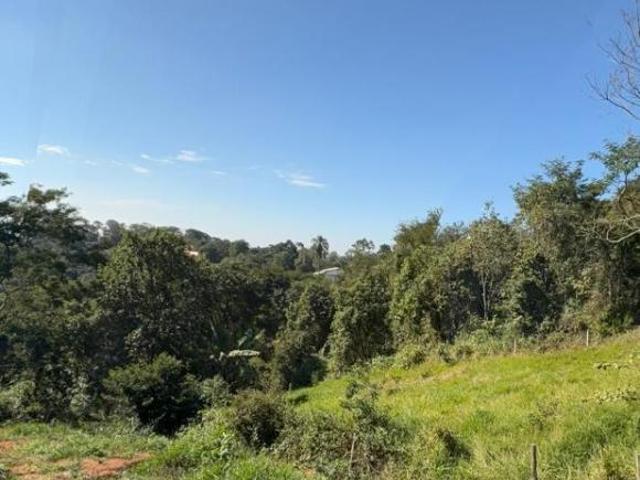 Excelente terreno com vista para a represa em condomínio fechado em Igaratá SP