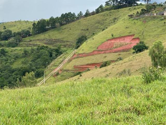 Excelente terreno com vista para a represa em Igaratá SP