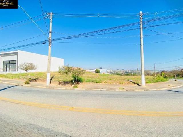 5 TERRENO DE ESQUINA COMERCIAL DE UMA RUA A OUTRA com TOTAL DE 1.128,53 m² À VENDA