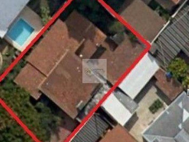 Excelente Terreno de 610m² em localização privilegiada no Cabral