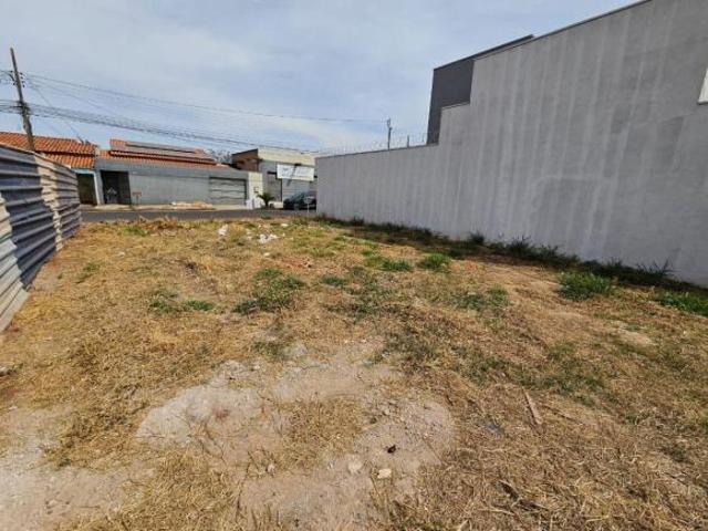 Excelente Terreno de 300m2 no bairro Shopping Park em uberlândia