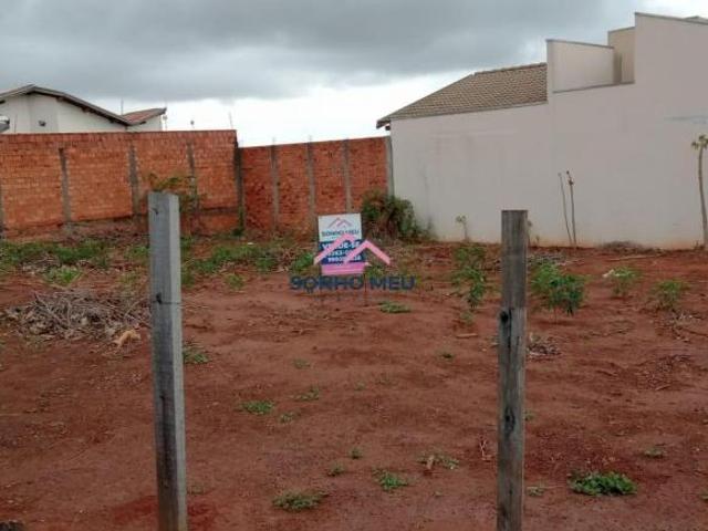 Excelente terreno de esquina na parte alta do bairro Jardim Grajau