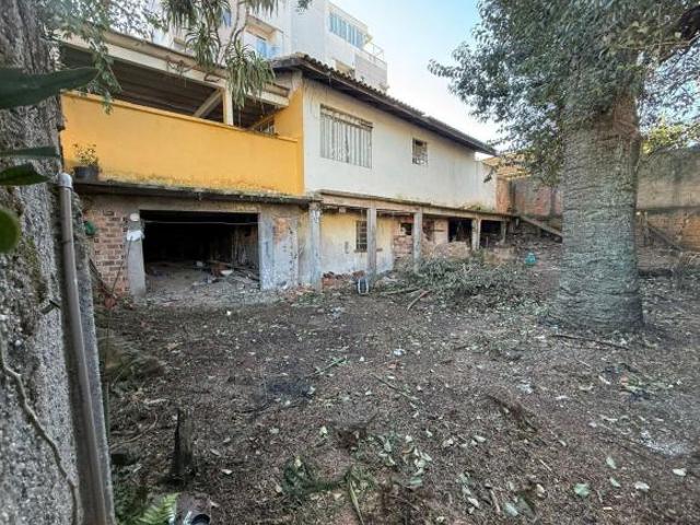 Excelente Terreno de esquina a venda no bairro Merces