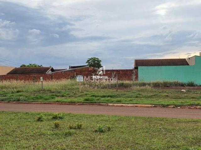 Excelente terreno de esquina à venda no bairro Chácara Cidélis