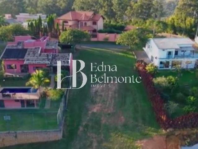 Excelente terreno em declive no Condomínio Terras de Santa Teresa com 810 m² Vinhedo/Itupeva