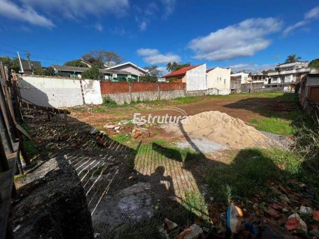 Excelente terreno! Interliga duas avenidas, próximas ao centro de Santa Maria
