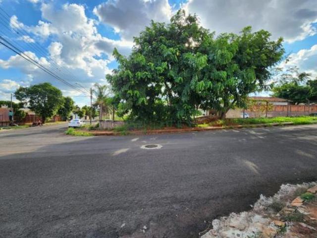 EXCELENTE TERRENO JARDIM ALPES RUA MAURO FERREIRA, ESQUINA