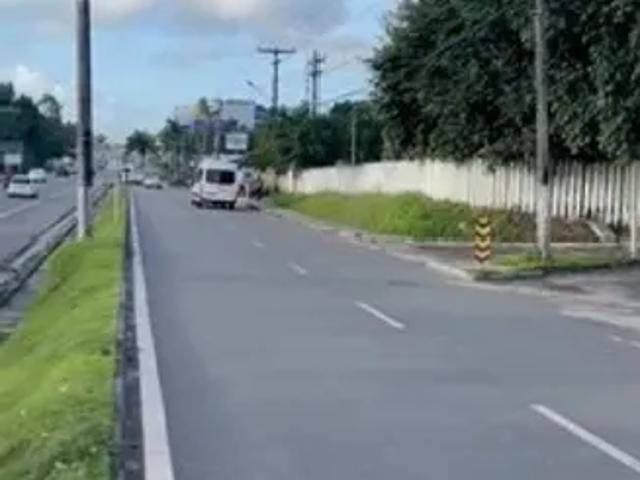 Excelente Terreno na Estrada Do Côco Abrantes 15.813 m²