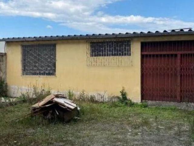 Excelente terreno no xaxim, com 409 metros, aceita