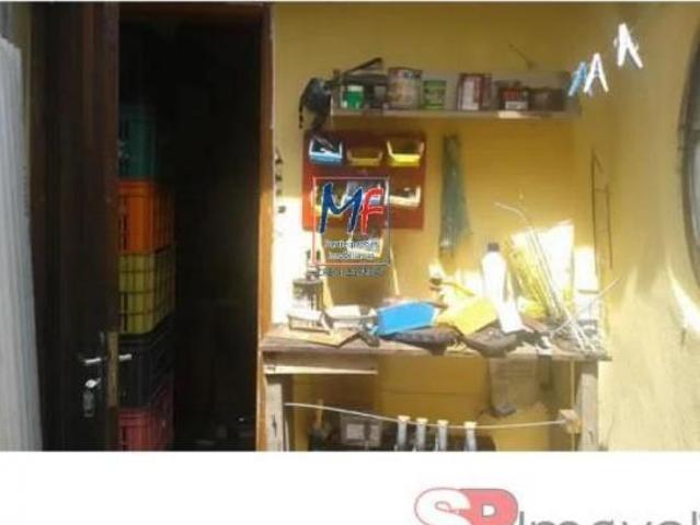 Excelente terreno no Cambuci, com 190m² a.u composto por 02 casas e 01 vaga. Prox. Av. Dom Pedro I
