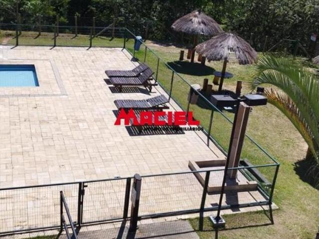 Excelente terreno no condomínio Bella Vitta