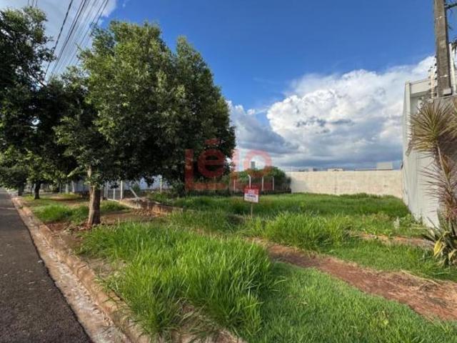 EXCELENTE TERRENO NO JARDIM CANADÁ 2
