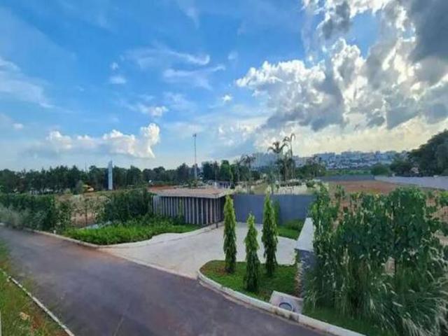 Excelente terreno no Park Way!