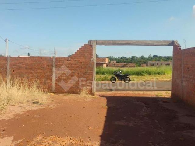 EXCELENTE TERRENO NO RESIDENCIAL VILA DA MATA II