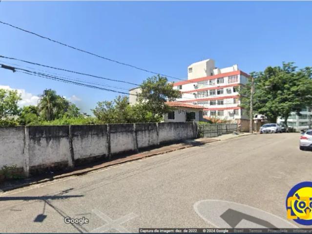 Excelente terreno para investidor ou construtor