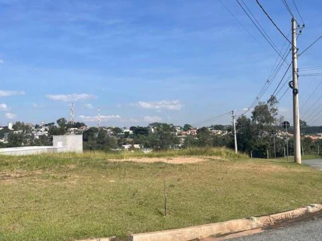 Excelente terreno plano à venda no condomínio Reserva dos Jatobás
