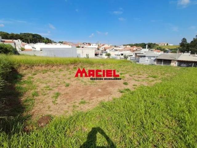 Excelente Terreno Plano em Localização Privilegiada!