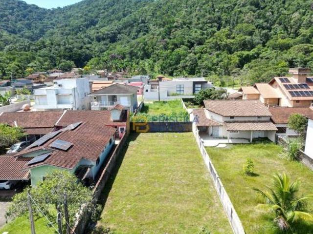 Excelente terreno, pronto para construir localizado no Condomínio Mar Verde I Caraguatatuba Lito