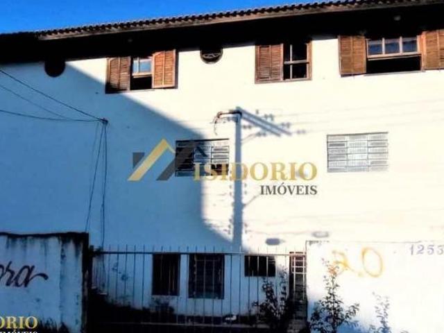EXCELENTE TRIPLEX! 497m² DE ÁREA DO TERRENO, BOA LOCALIZAÇÃO