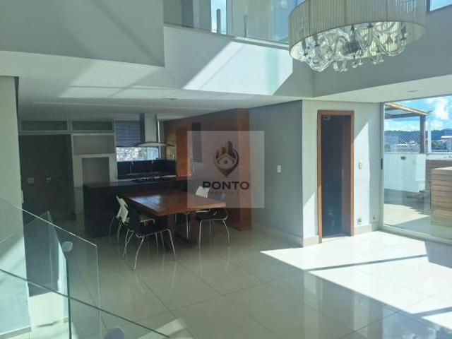 Excelente triplex a venda na áerea central