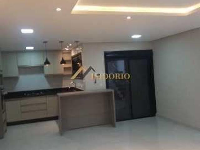 EXCELENTE TRIPLEX! ALTO PADRAO, FINO ACABAMENTO, ESPAÇOSO