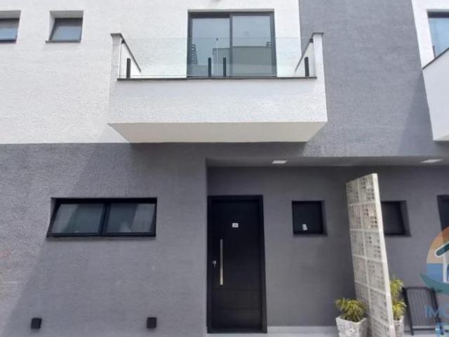 EXCELENTE TRIPLEX NOVO EM CONDOMÍNIO LOCALIZADO Á 100 METROS DO MAR NO BAIRRO CAPRICÓRNIO I EM CARAG