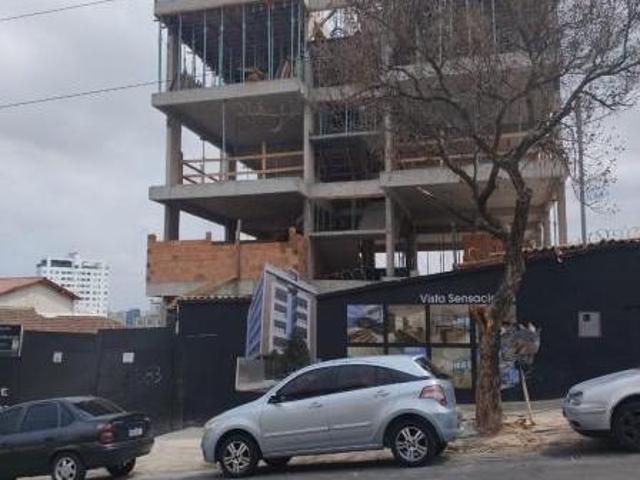 EXCELENTEAREA PRIVATIVA EM PREDIO INDIVIDUAL NO BAIRRO SERRA EM BELO HORIZONTE