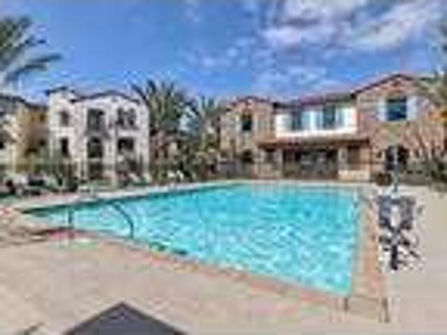Excellent 1 BD 1 BA Available Now $2666/month