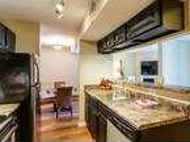 Excellent 1 Bed 1 Bath Now Available