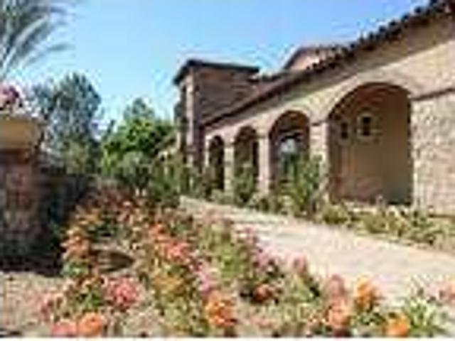 Excellent 1 Bed 1 Bath $2700/Mo