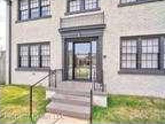 Excellent 1Bd 1Ba Now Available $1195/Month