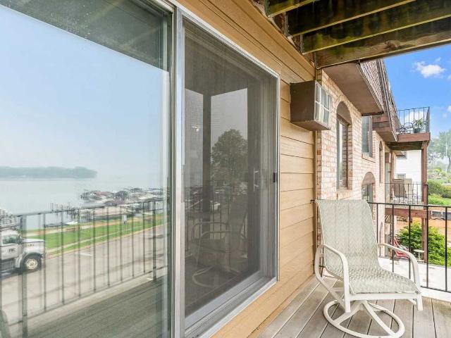 Excelsior Shores 1 Bedroom Apartment for Rent at 322 Lake St, Excelsior, MN 55331