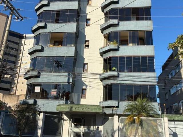 Excepcional Apartamento com 3 dormitórios no centro de Canoas