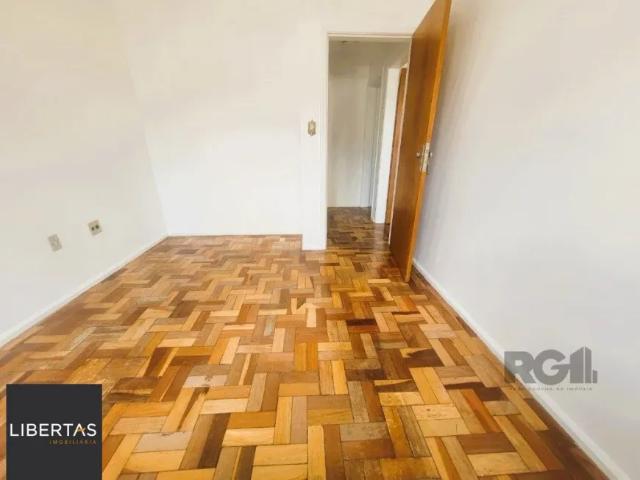 Excepcional apto. Com excelente localização, na Rua Gomes Jardim 2 quartos com v