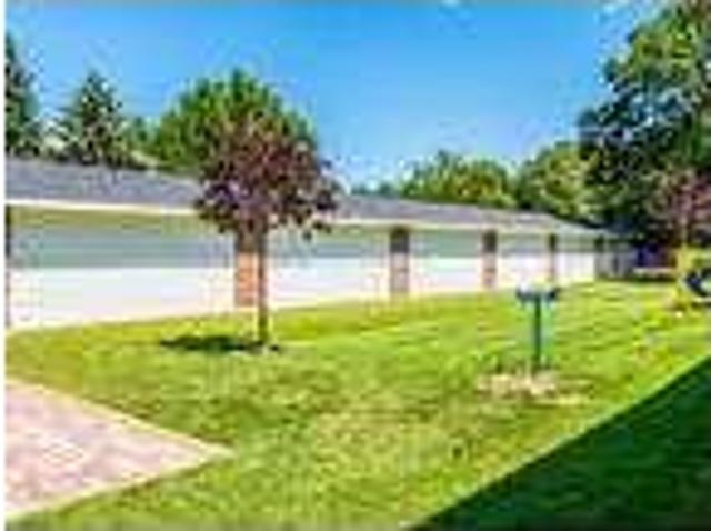 Exceptional 1Bd 1Ba Available Today