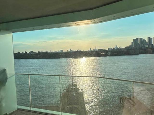 Exceptional 2 Bedroom | 2 Bathroom Riverside Apart