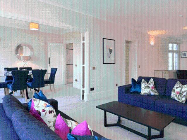 Exceptional Five Bedroom Mansion Apartment with Park Views