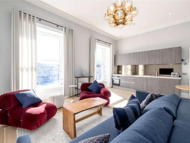 Exceptional one bedroom apartment in Edinburgh’s prestigious West End developed by Square & Crescent