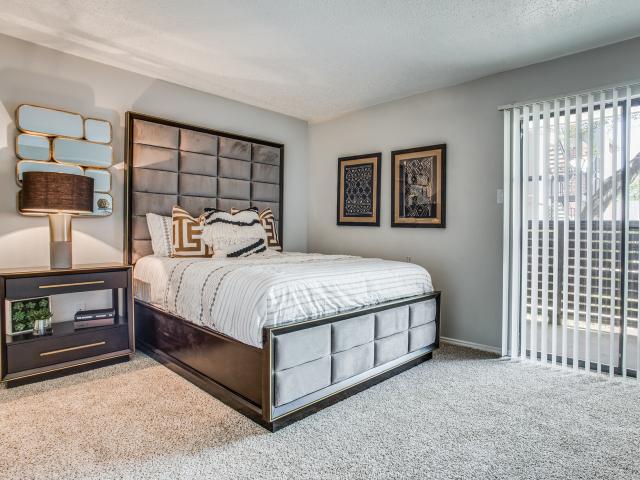 Exchange 7272 1 Bedroom Apartment for Rent at 7272 Marvin D Love Fwy, Dallas, TX 75237