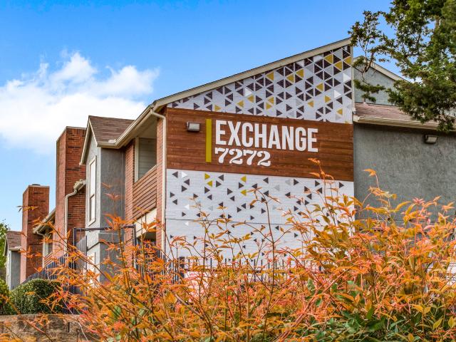 Exchange 7272 1 Bedroom Apartment for Rent at 7272 Marvin D Love Fwy, Dallas, TX 75237
