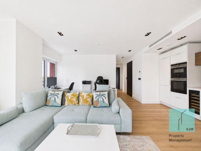 Exchange Gardens, Keybridge Tower SW8, 2 bed flat to rent, £4,100 pcm | PrimeLocation