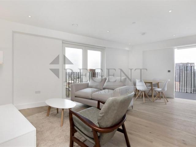 Exchange Gardens, Keybridge, SW8 1 bed apartment to rent £3,100 pcm £715 pw
