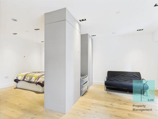 Exchange Gardens, London SW8, Studio to rent, £2,250 pcm | PrimeLocation