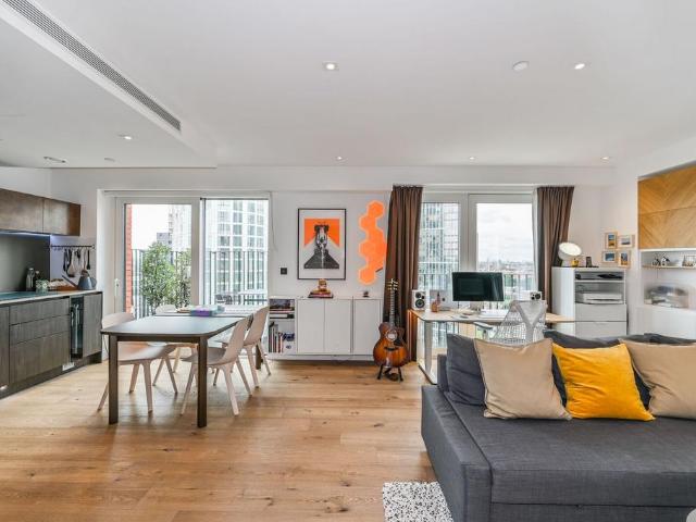 Exchange Gardens, Vauxhall, LONDON, SW8 1 bed flat to rent £3,250 pcm £750 pw