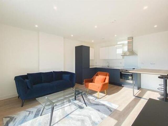 Exchange Point, New Kings Head Yard, 2 Bedroom Apartment